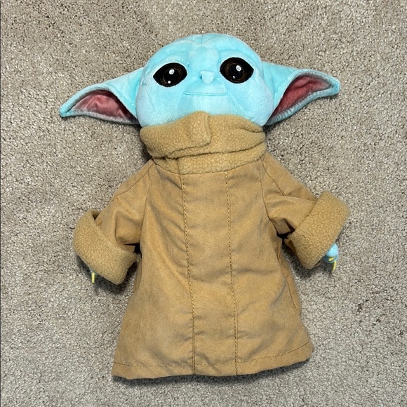 Disney | Toys | Disney Baby Yoda Grogu Star Wars Stuffed Animal Plush ...